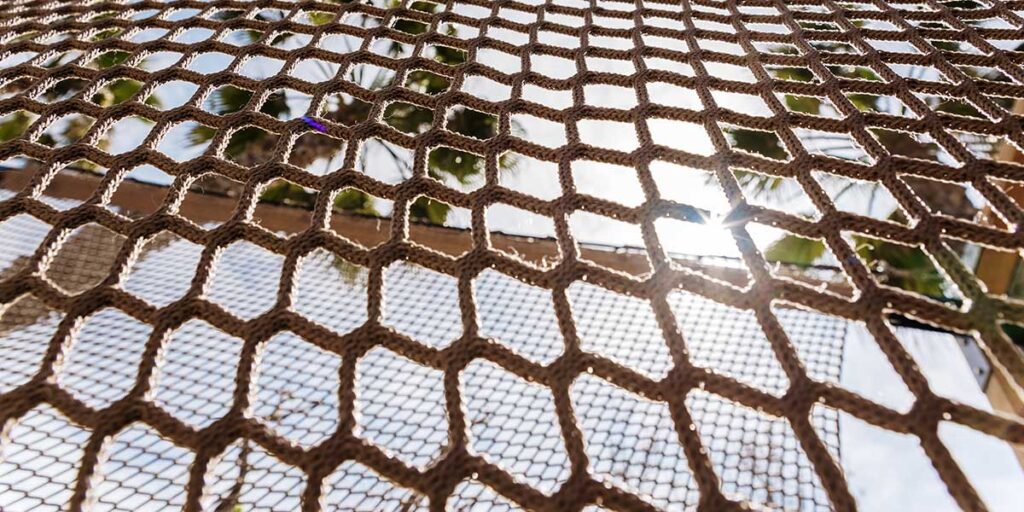 Playground Climbing Net Installation - Netrags